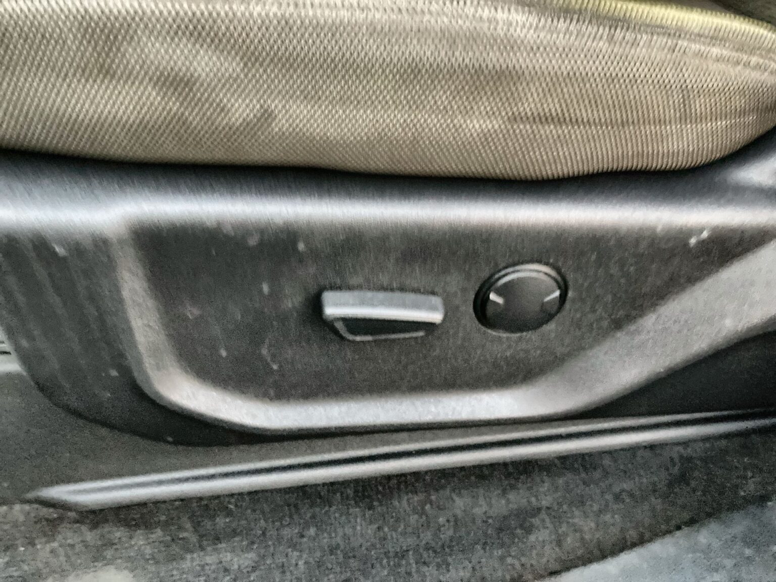 2019 FORD F-150 XL; PLATINUM; - Easton Motors
