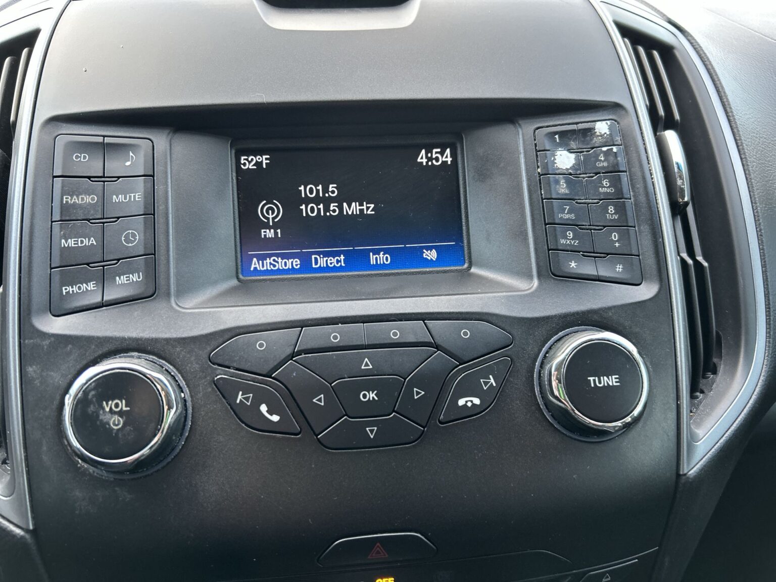 2018 FORD EDGE SE - Easton Motors